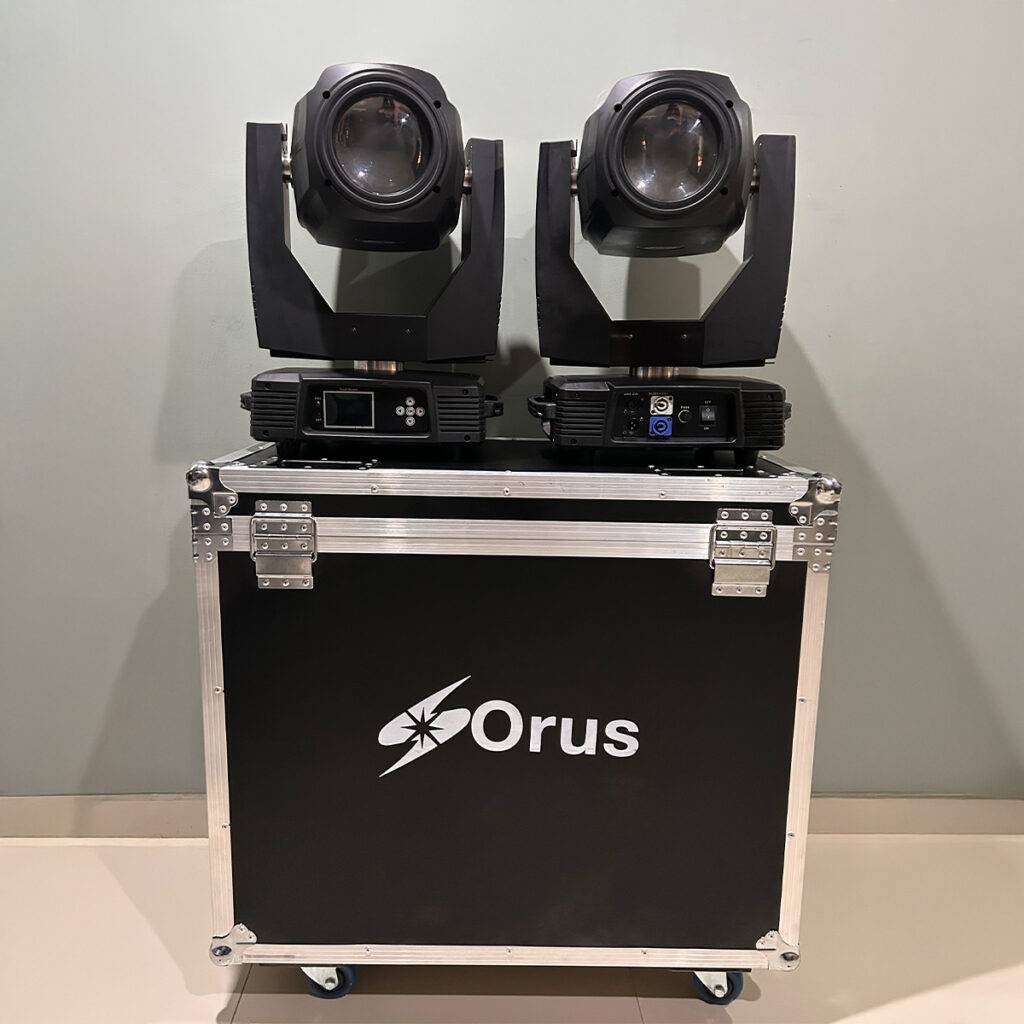 Kit 2 Cabezas Móviles Orus Beam 380W 𝟑 𝐄𝐧 𝟏 + Flightcase - ALCALED PERÚ