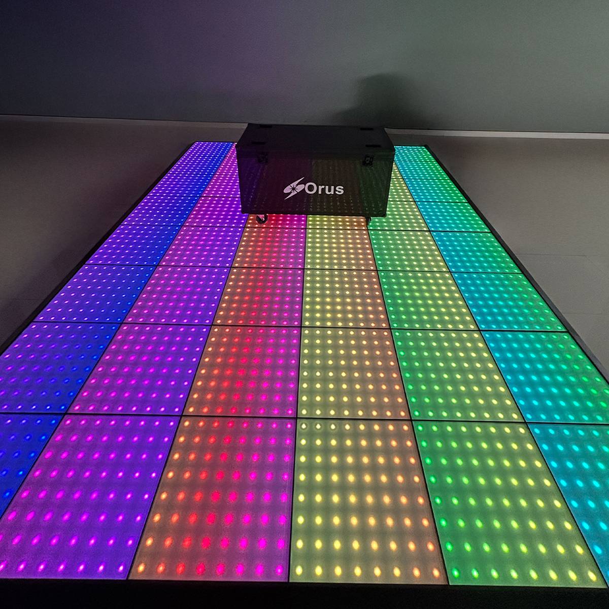 KIT DE 24 METROS DE PISO LED RGB MAGNETICO CON CASE MAS CONTROLADOR Y ...